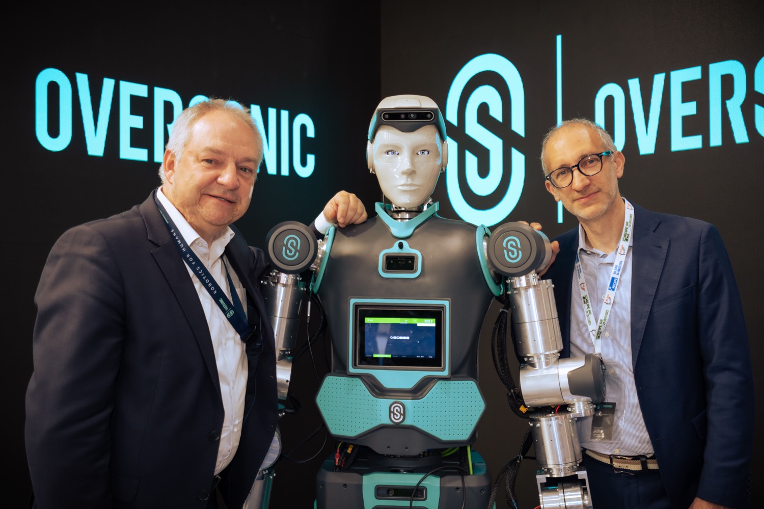 RoBee, il robot umanoide cognitivo che lavora in fabbrica si presenta a ...